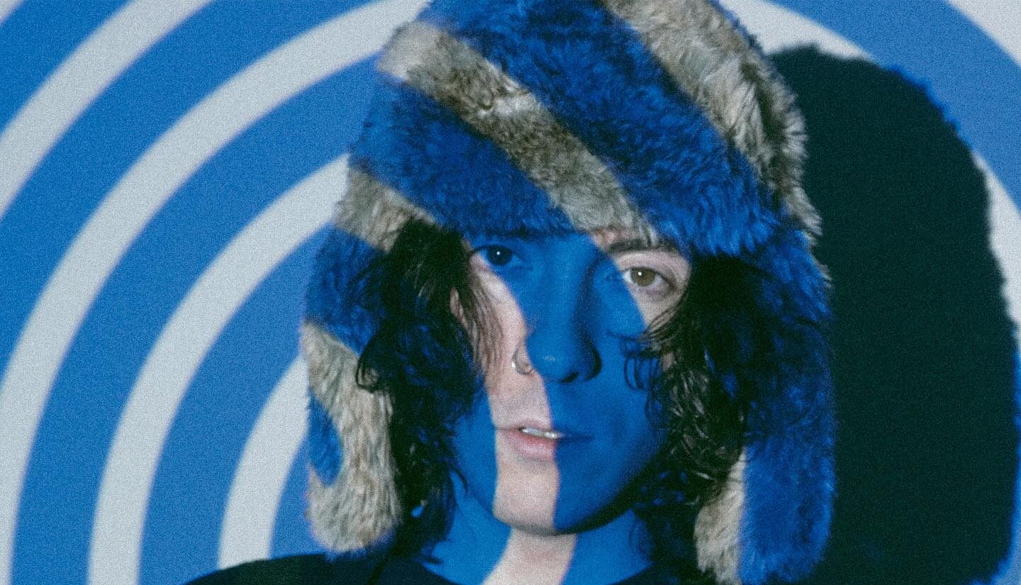 Calendar:Guardin: The Loneliest Tour In the World ⋆ Hartford Has It